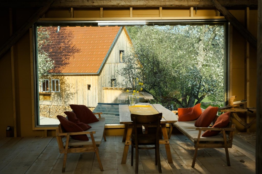 4 najlepše zgodbe Hiše Mandrova – 2. del - Hiša Mandrova